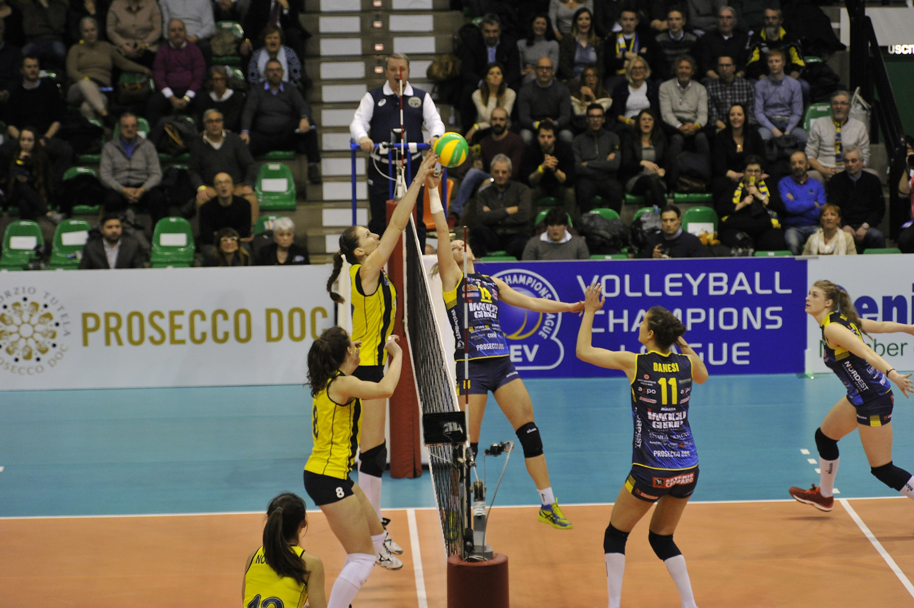 Imoco Volley Conegliano 3-2 Fenerbahçe - Türkiye Voleybol Federasyonu | TVF